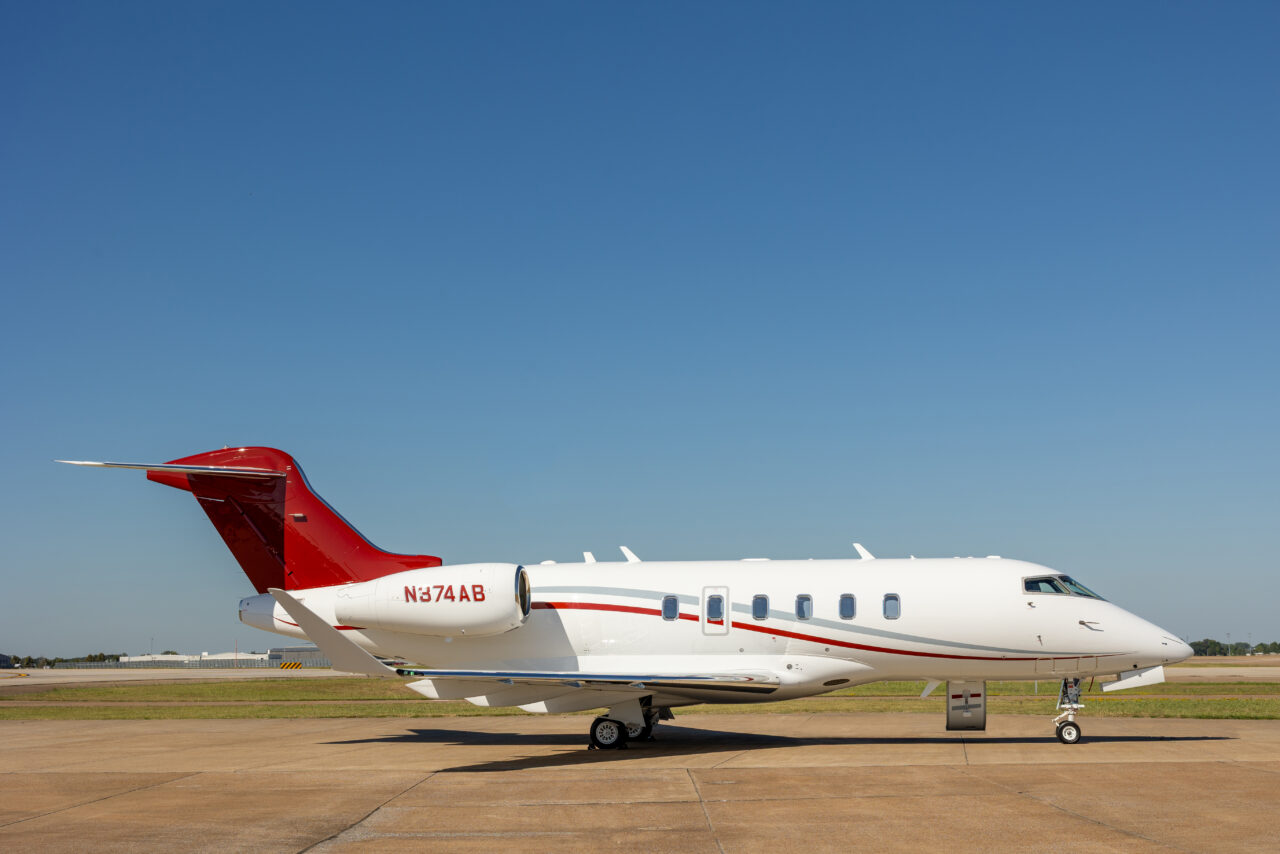 The Challenger 3500 | AB Jets